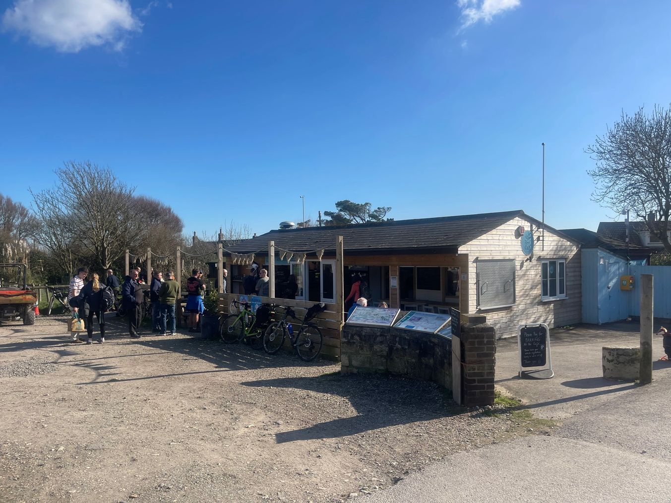 Reef Café – Ringstead Bay Camping