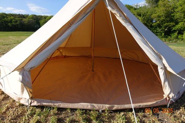 Bell Tents – Ringstead Bay Camping