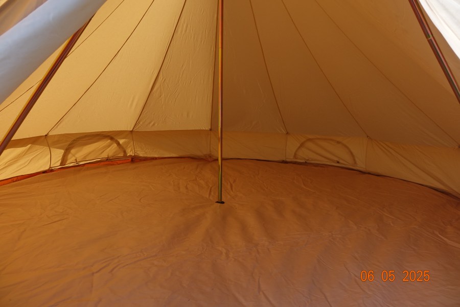 Bell Tents – Ringstead Bay Camping